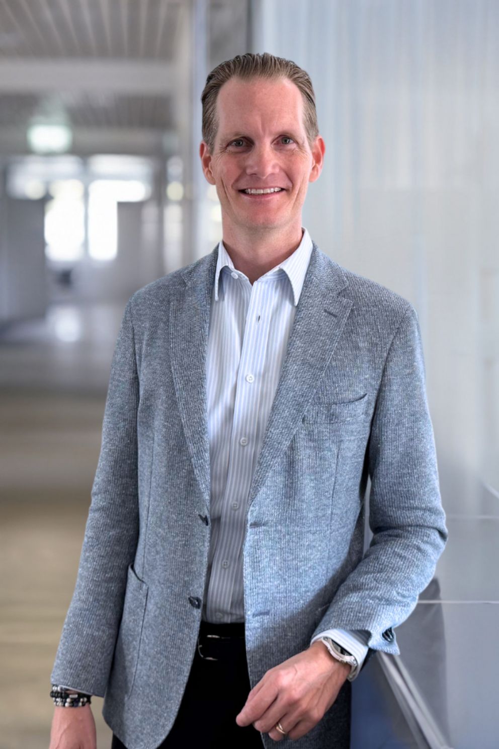 Gregory Oswald, CEO